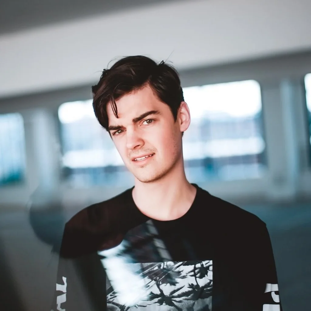 AutoTune: The Best Pitch Correction & Vocal Chain Plugins